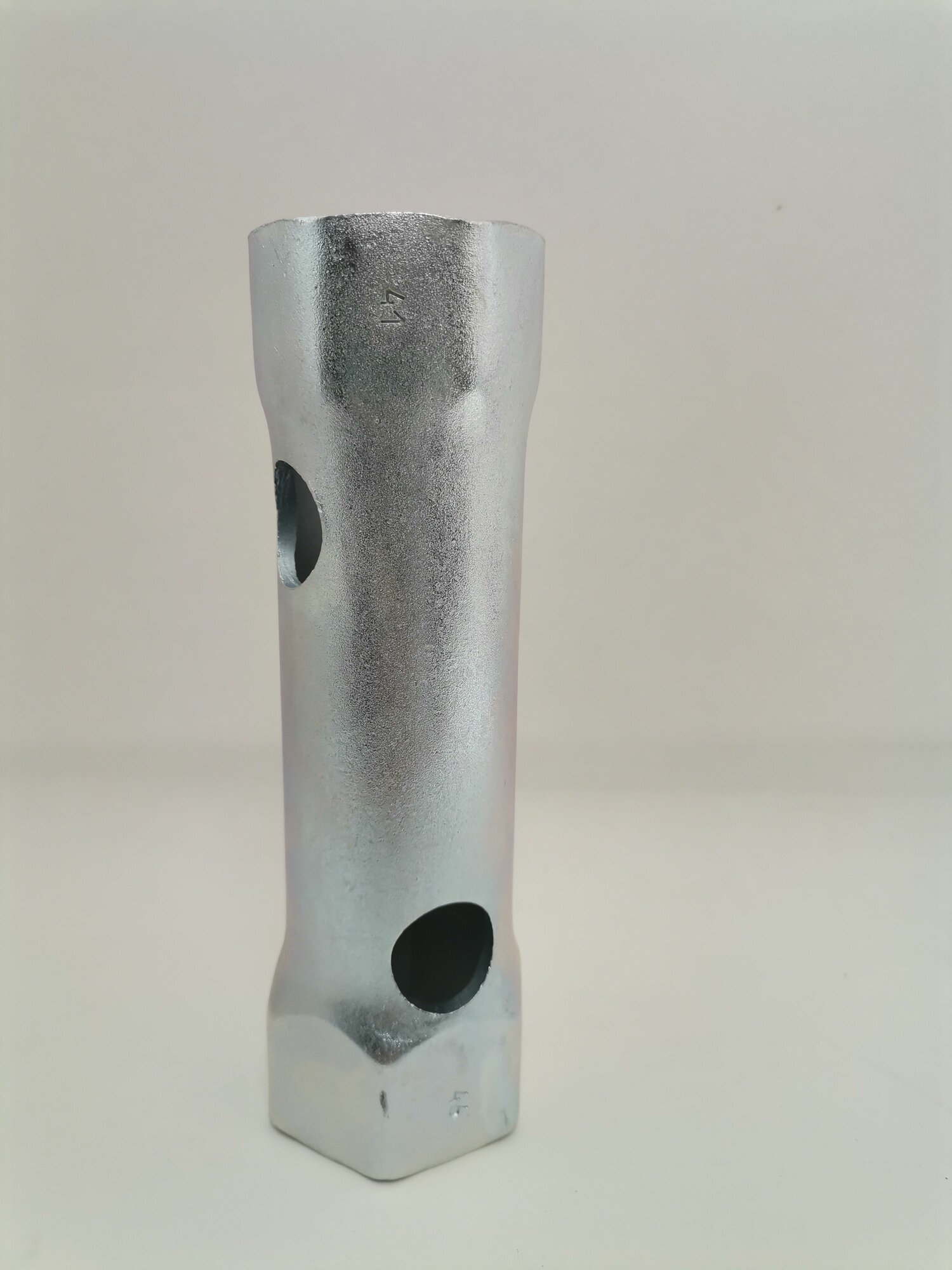 Ключ трубчатый 41Х46