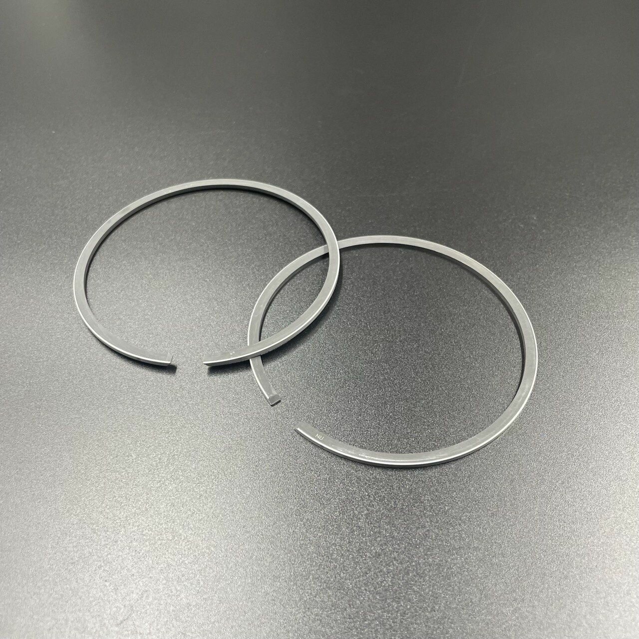 Кольца поршневые, комплект на один поршень Yamaha 55, 75-90 (STD) (Omax)