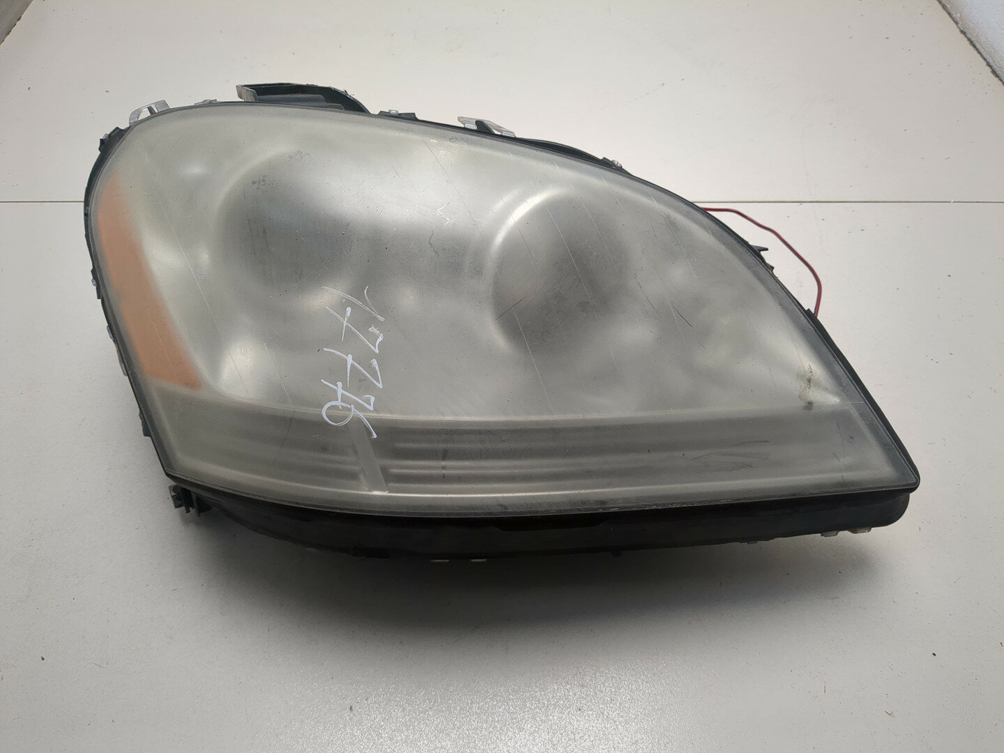 Фара (передняя) правая Mercedes ML W164 Б/У