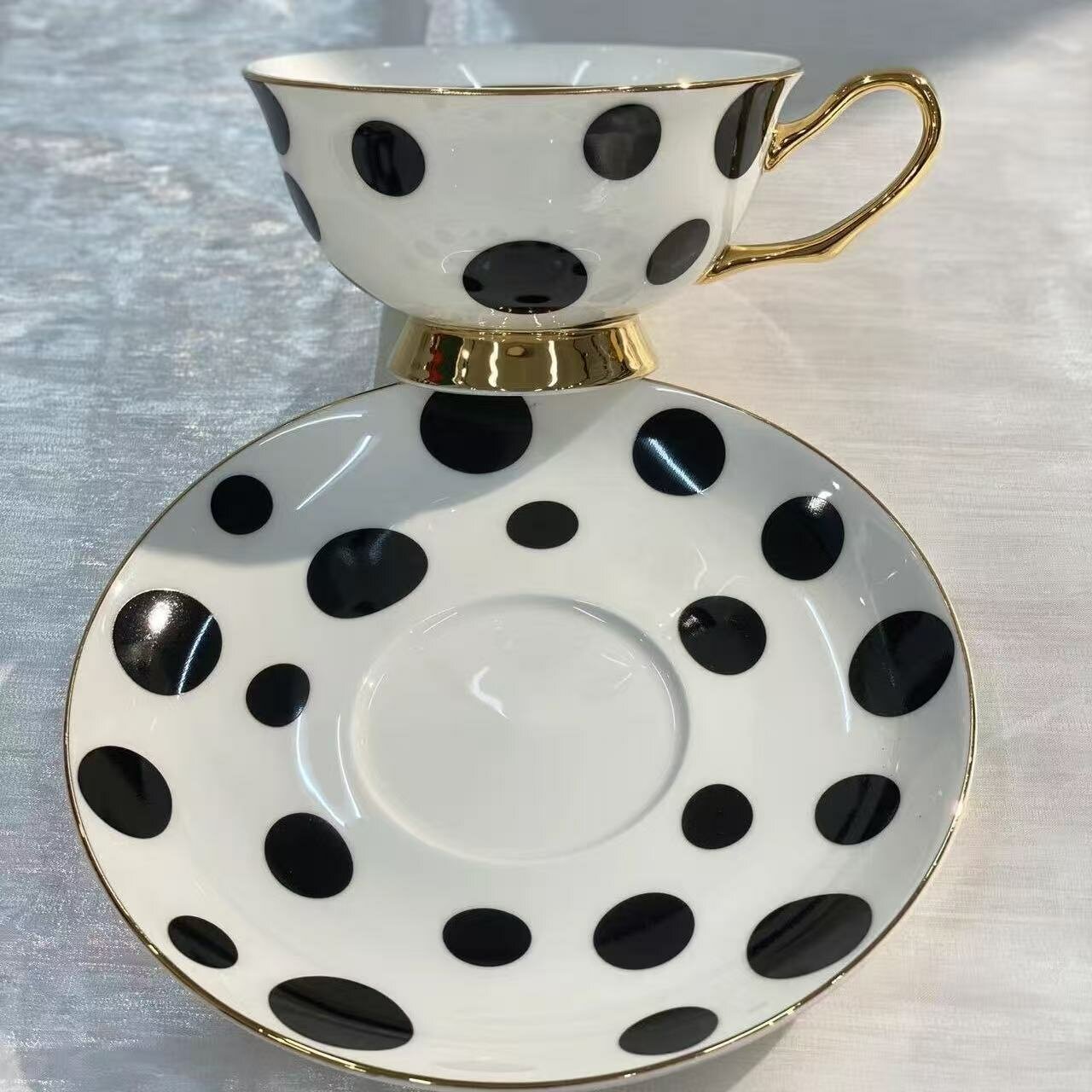 Черно-белая кофейная чашка в горошек в европейском стиле с золотым покрытием из костяного фарфора-200 мл стандартная Роскошная кружка для послеобеденного чая, для кофе, A, 200 мл