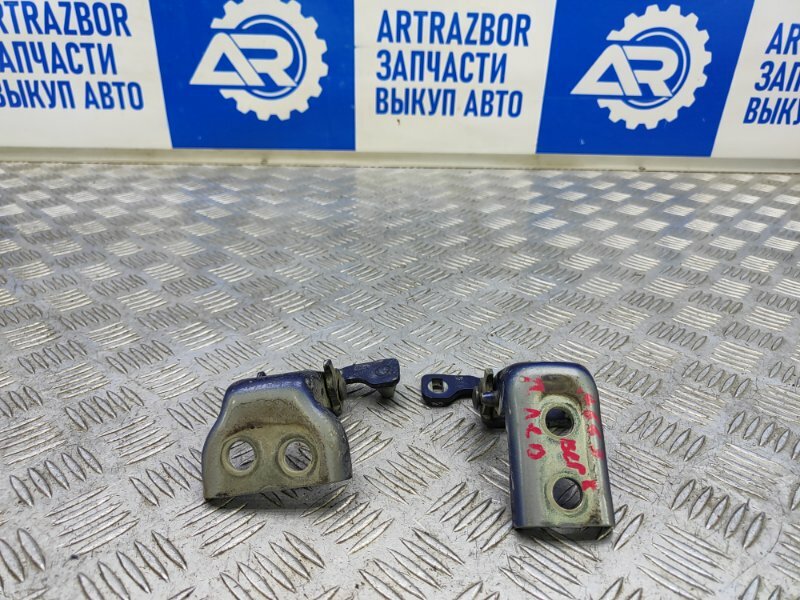 Б/У Петля двери передней левой Peugeot 308 T7 / Пежо 308 T7 1.6 10FHAP (EP6) 120 Л.С 2008