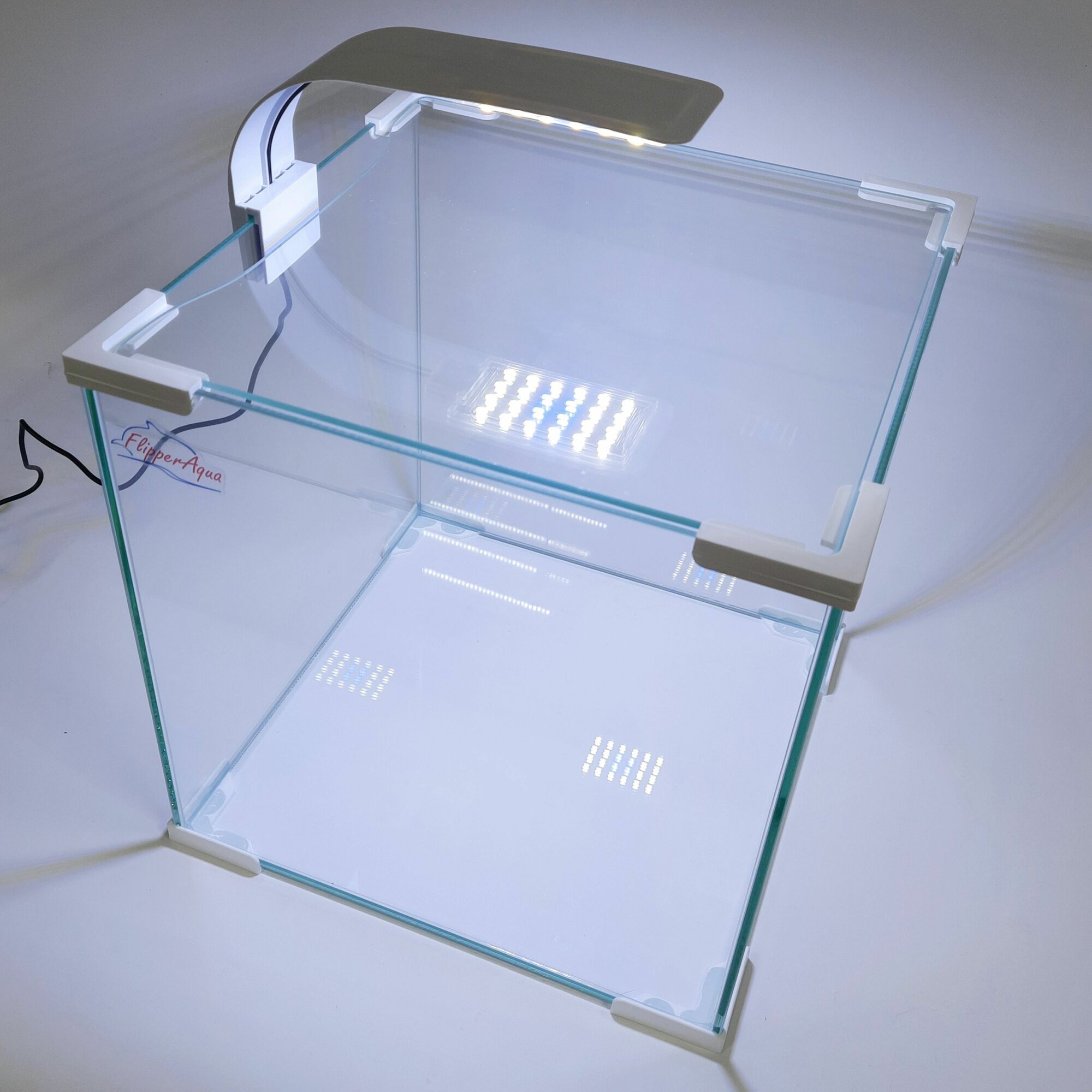 Аквариум Куб FlipperAqua NanoKube 30 литров с подсветкой