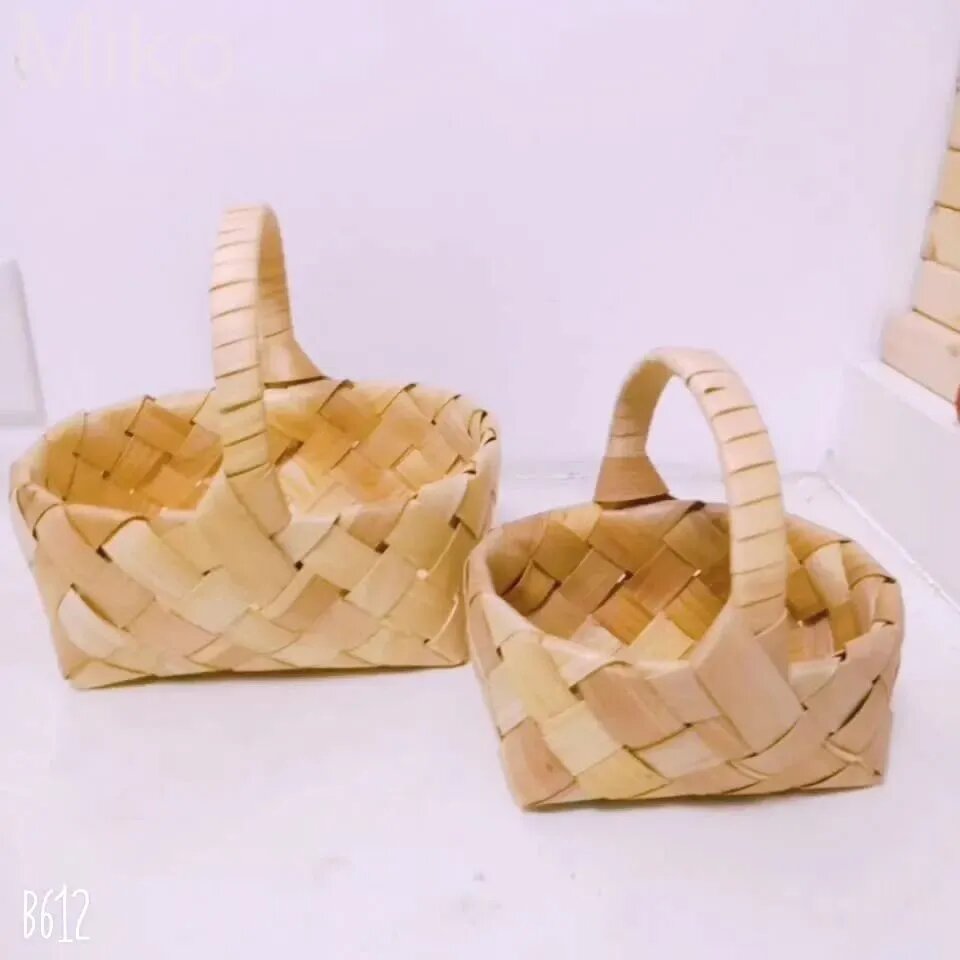 Берестяная корзинка с ручкой для сбора грибов, трав, ягод, для подарка. Лукошко плетёное из бересты малое, корзина деревенская для фотосессии