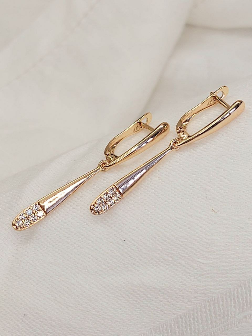 Серьги с подвесками, фианит