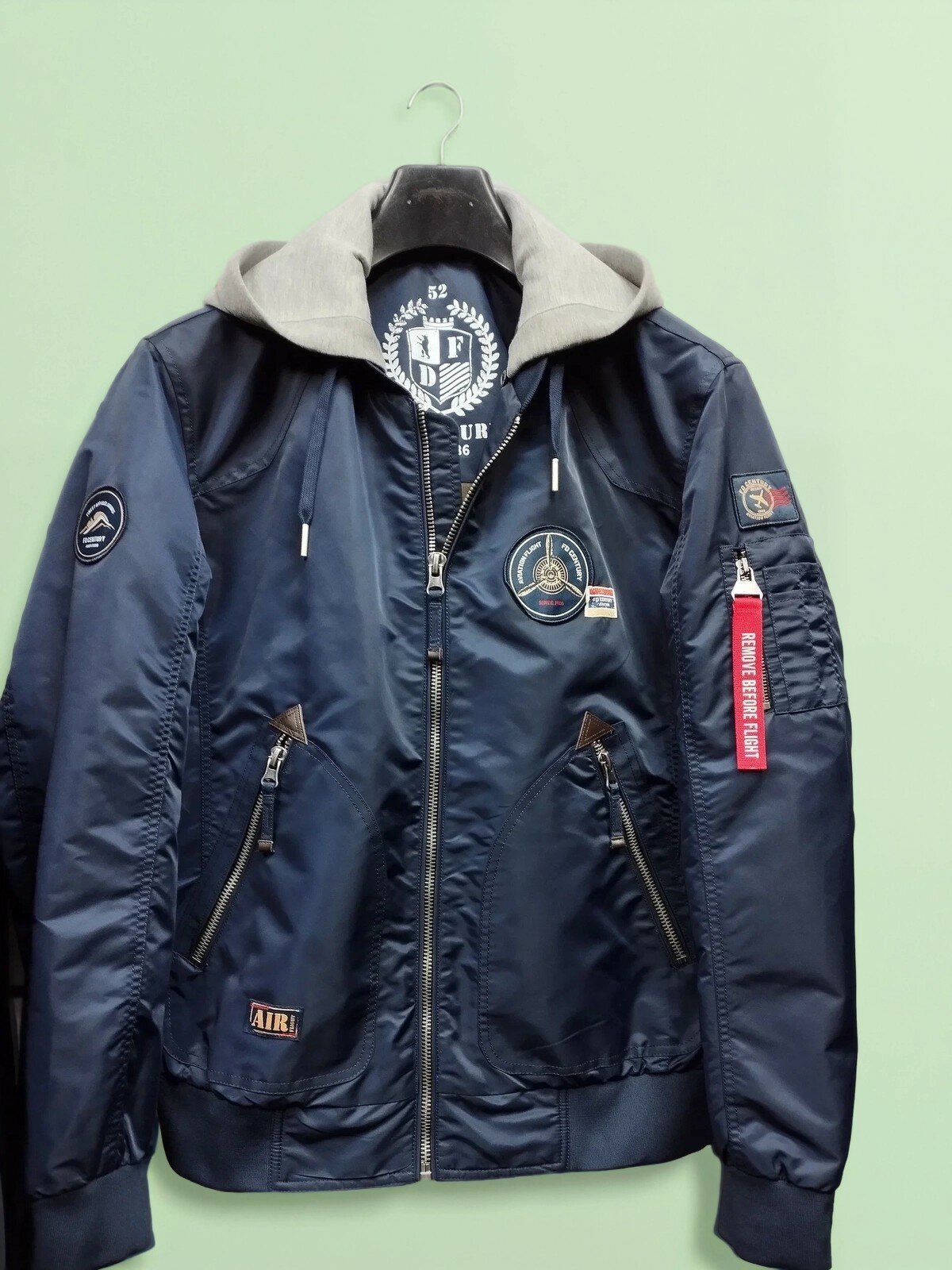 Бомбер бомбер