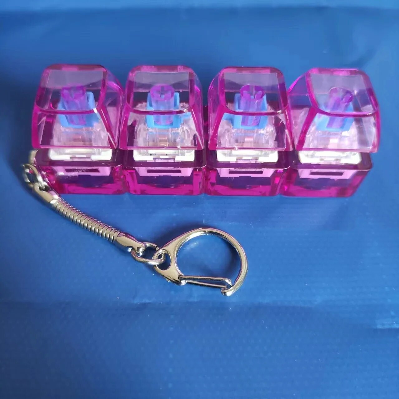 Кнопка Keycap Fidget Брелок 4-клавишная клавиатура Декомпрессионные игрушки DIY Клавиатура Брелок Игрушки для взрослых Подарки для облегчения времени