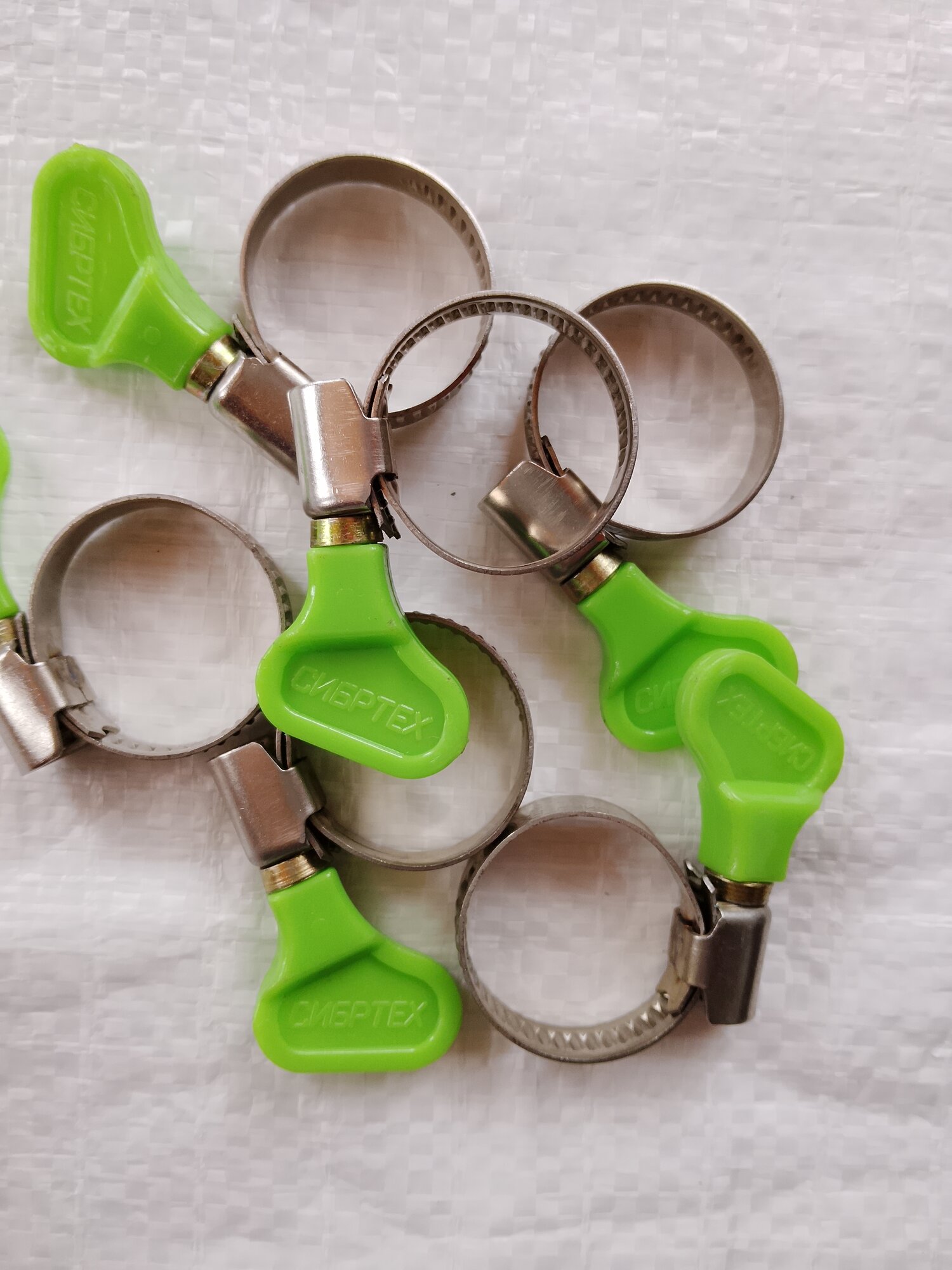 Хомут червячный обжимной металлически быстросъёмный " Сибртех" 16 - 25 мм, с ключом бабочка, в комплекте 10 шт.