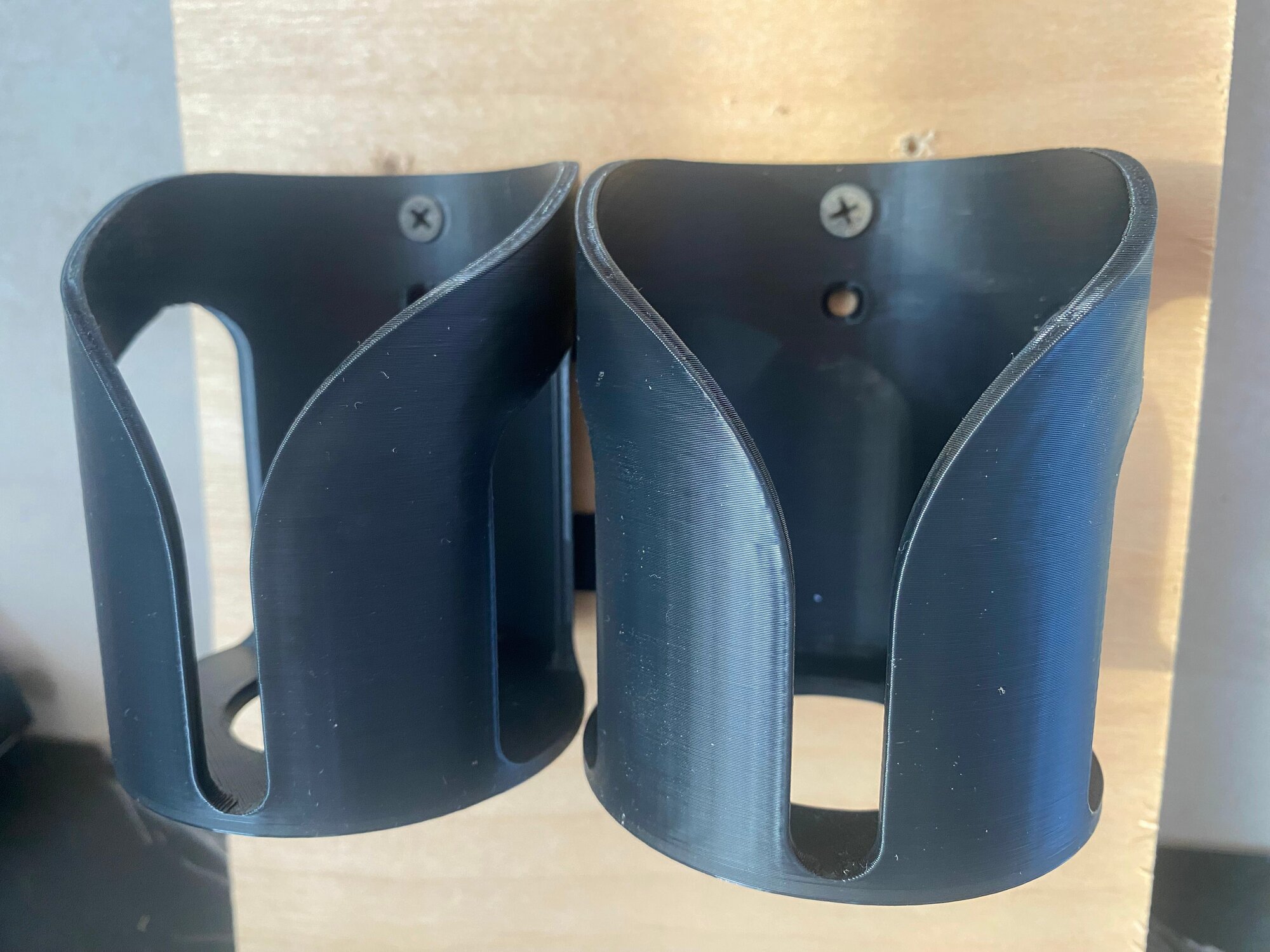 Держатель настенный для баллончиков 2 отделения, органайзер настенный 2 отделения