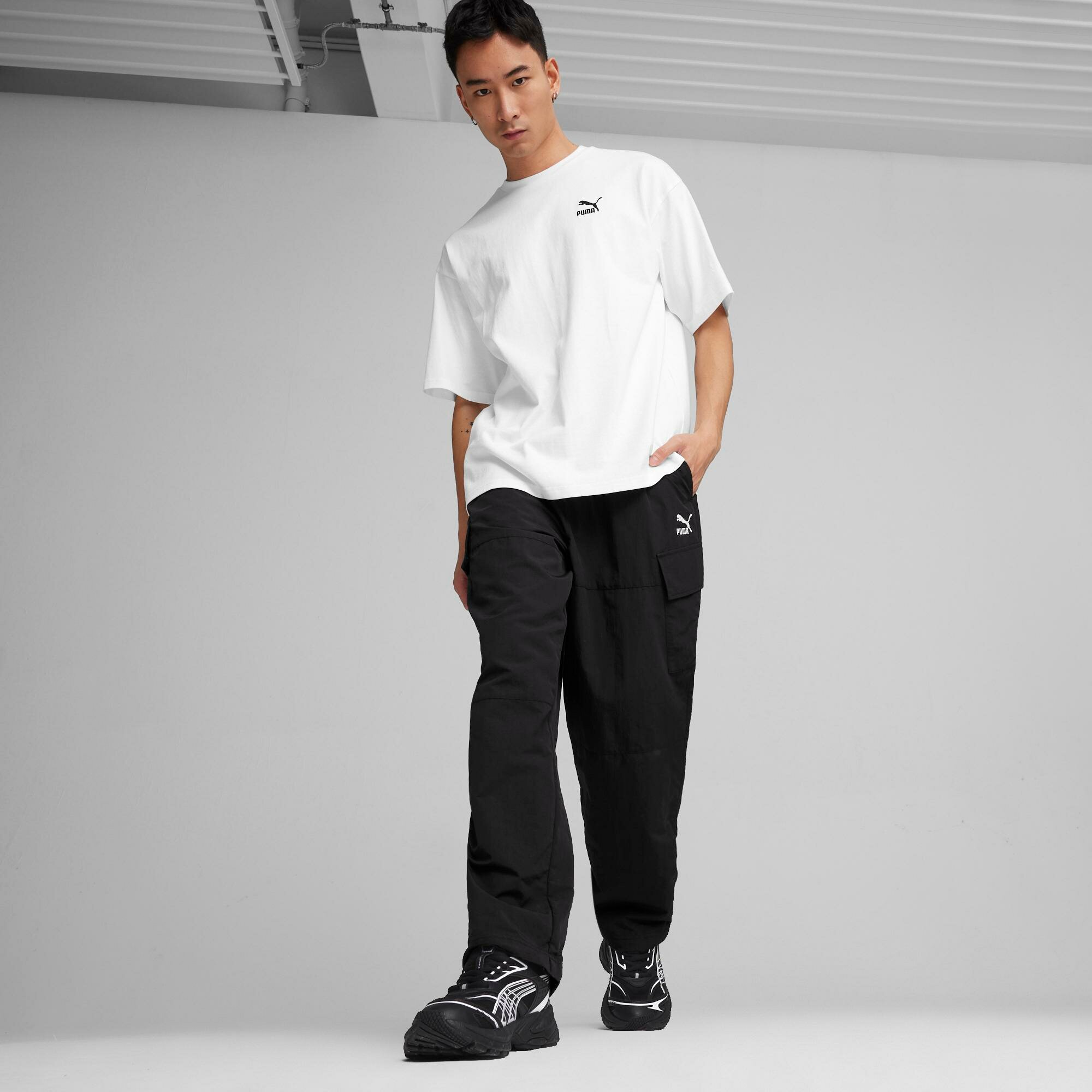 Брюки карго PUMA CLASSICS Cargo Pants, размер S, черный — фото 1