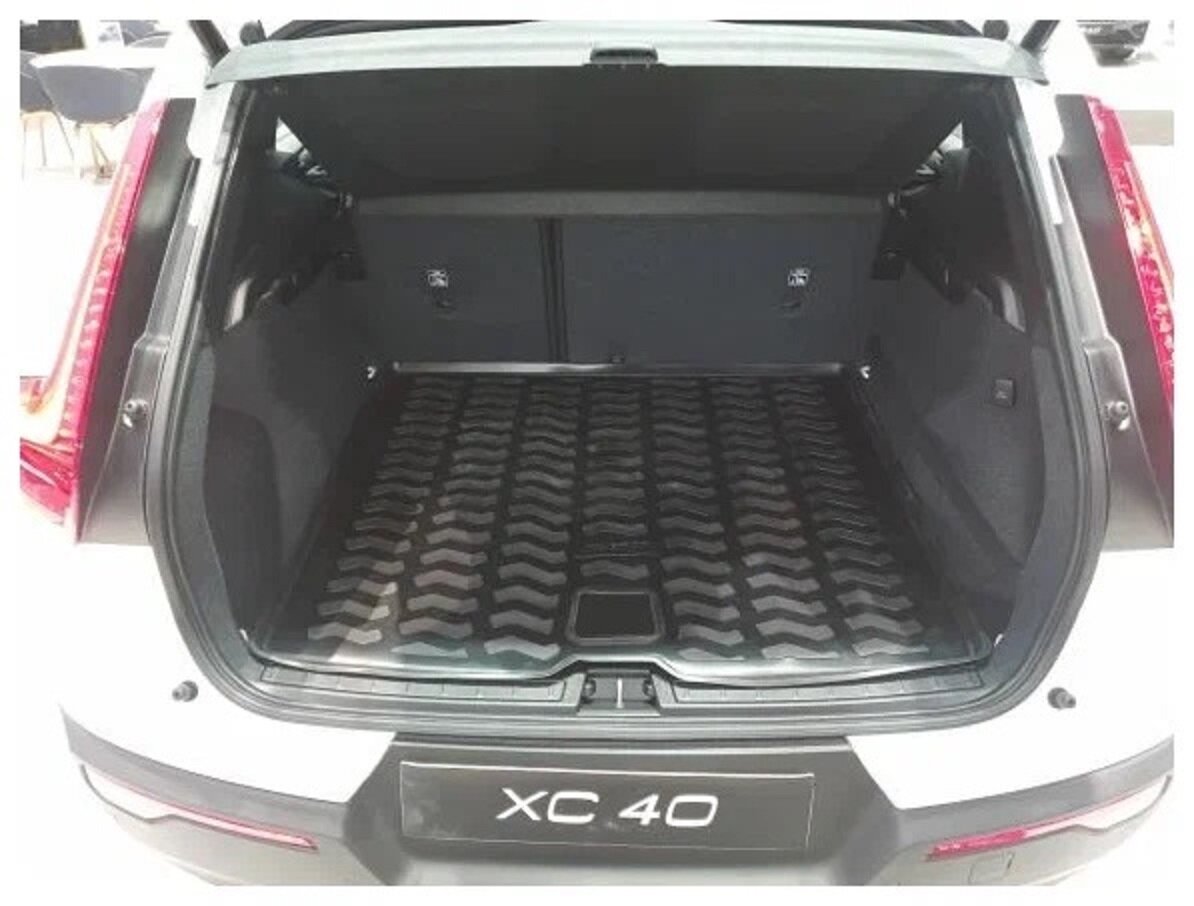 Volvo XC40 (2017-)модельный коврик в багажник