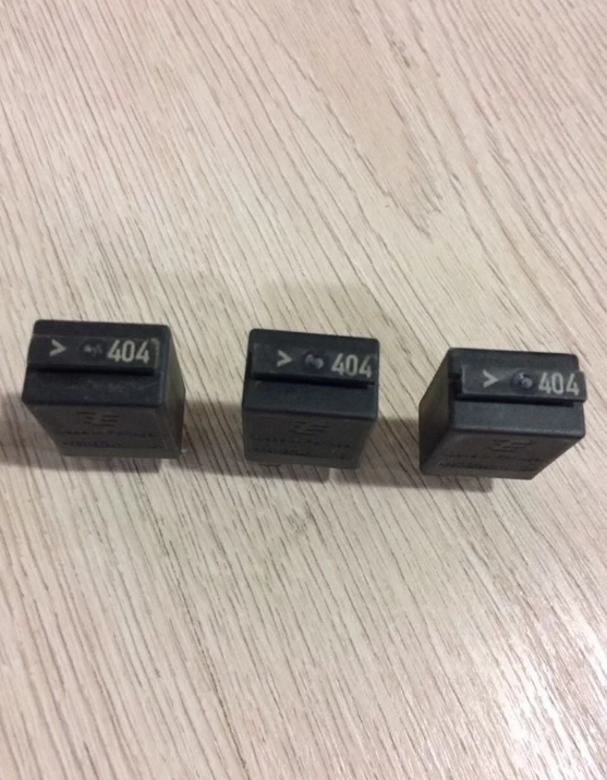 Шкода Октавия реле 404 1штука, б/у