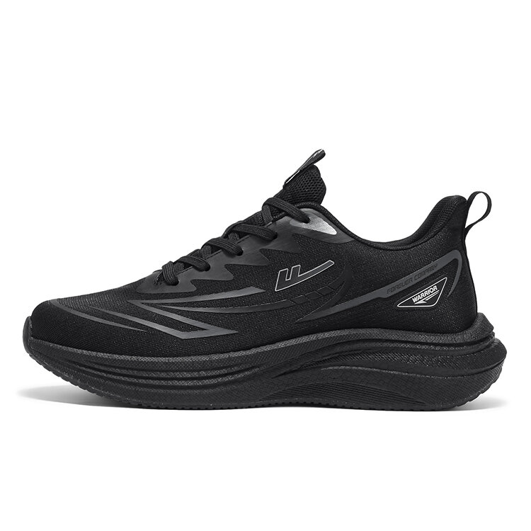 Кроссовки
