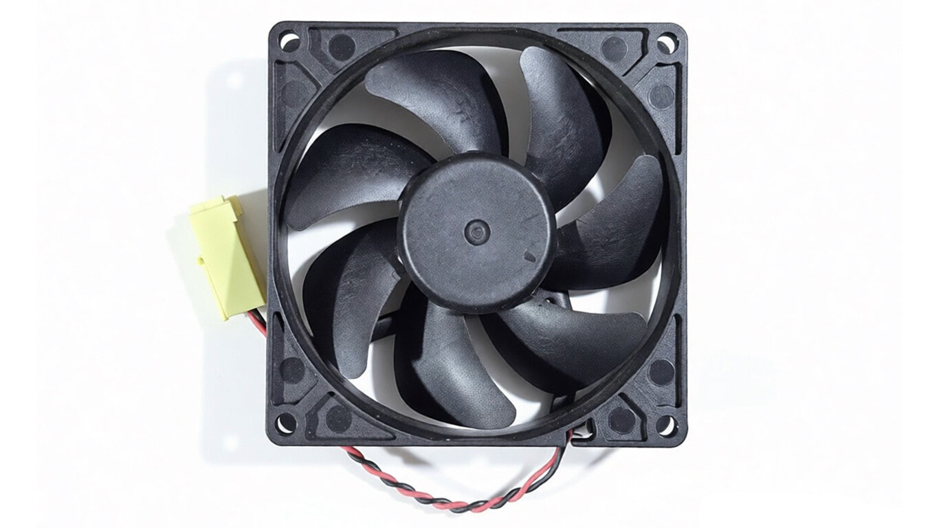 Вентилятор 12V к холодильнику TEKA RBF 77360 FI EU, NFB 320 X EU (размер: 92х92х25мм, снято с гарантийной техники)