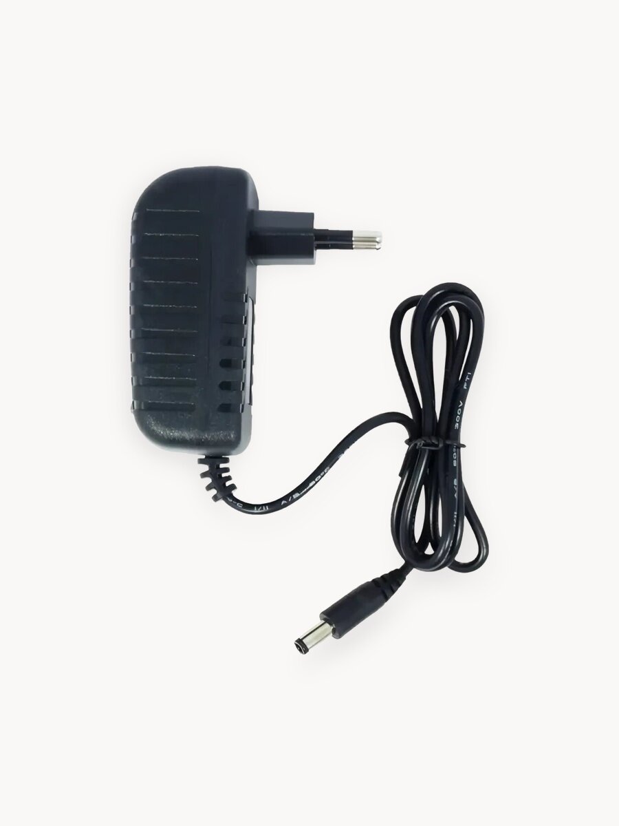 Блок питания 12V 3A, черный, вход под штекер 5,5х2,5 мм, длина кабеля 1 м