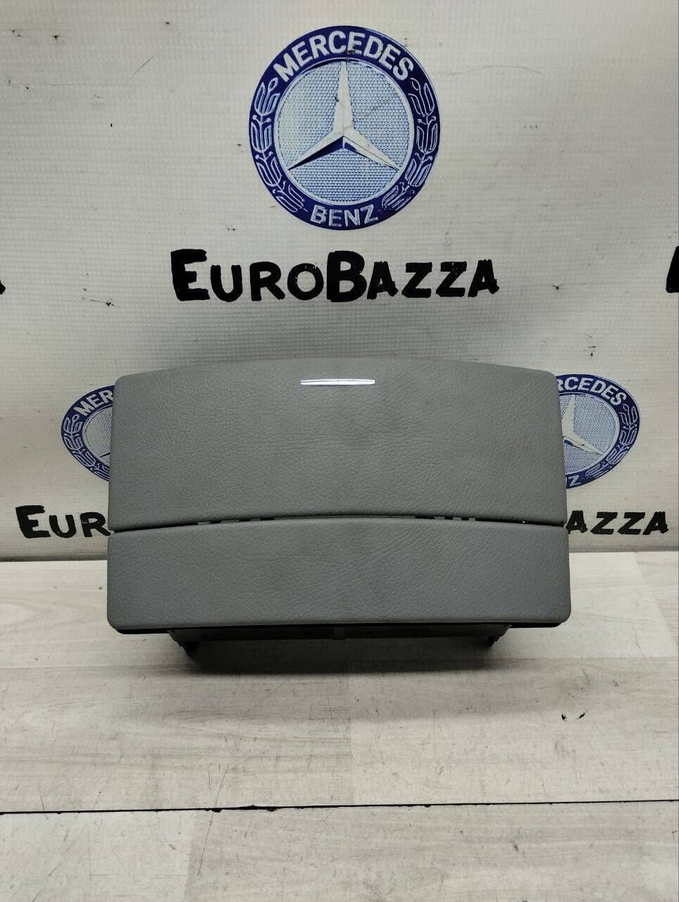 Бардачок дополнительный Mercedes-Benz W221 A2216800834