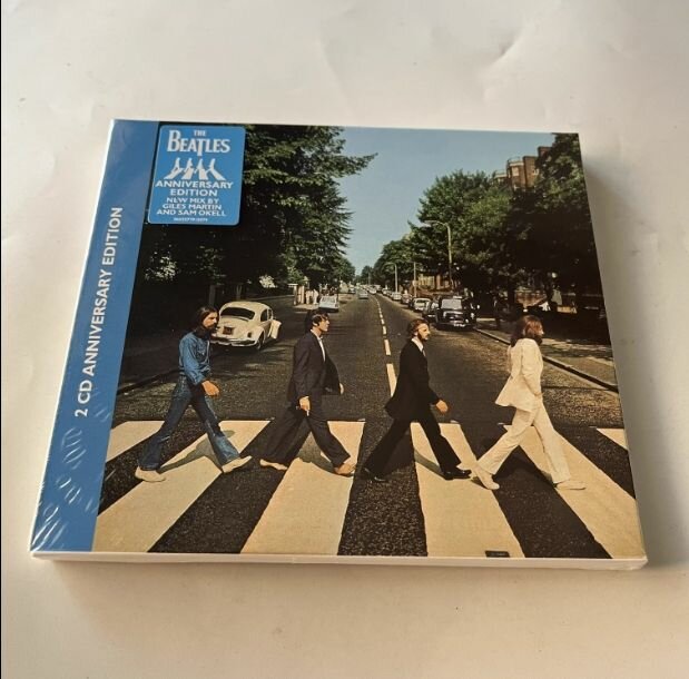 Совершенно новый - 2CD, роскошное издание, посвященное 50-летию The Beatles Abbey Road