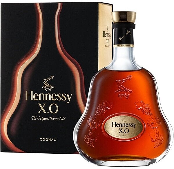 Коньяк "Hennessy" X.O, with gift box, 0.7 л