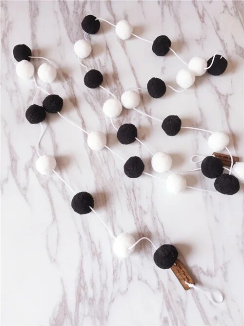 Шерстяные шарики для гирлянды EJOYIJU Белый, X