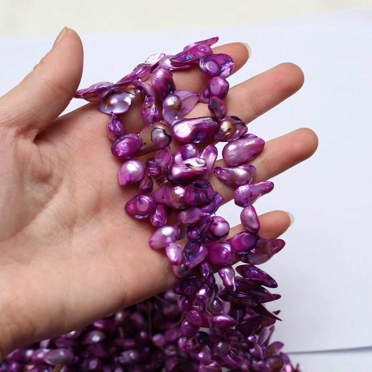 Натуральный пресноводный жемчуг мелкие лепестки Фиолетовый, фиолетовый