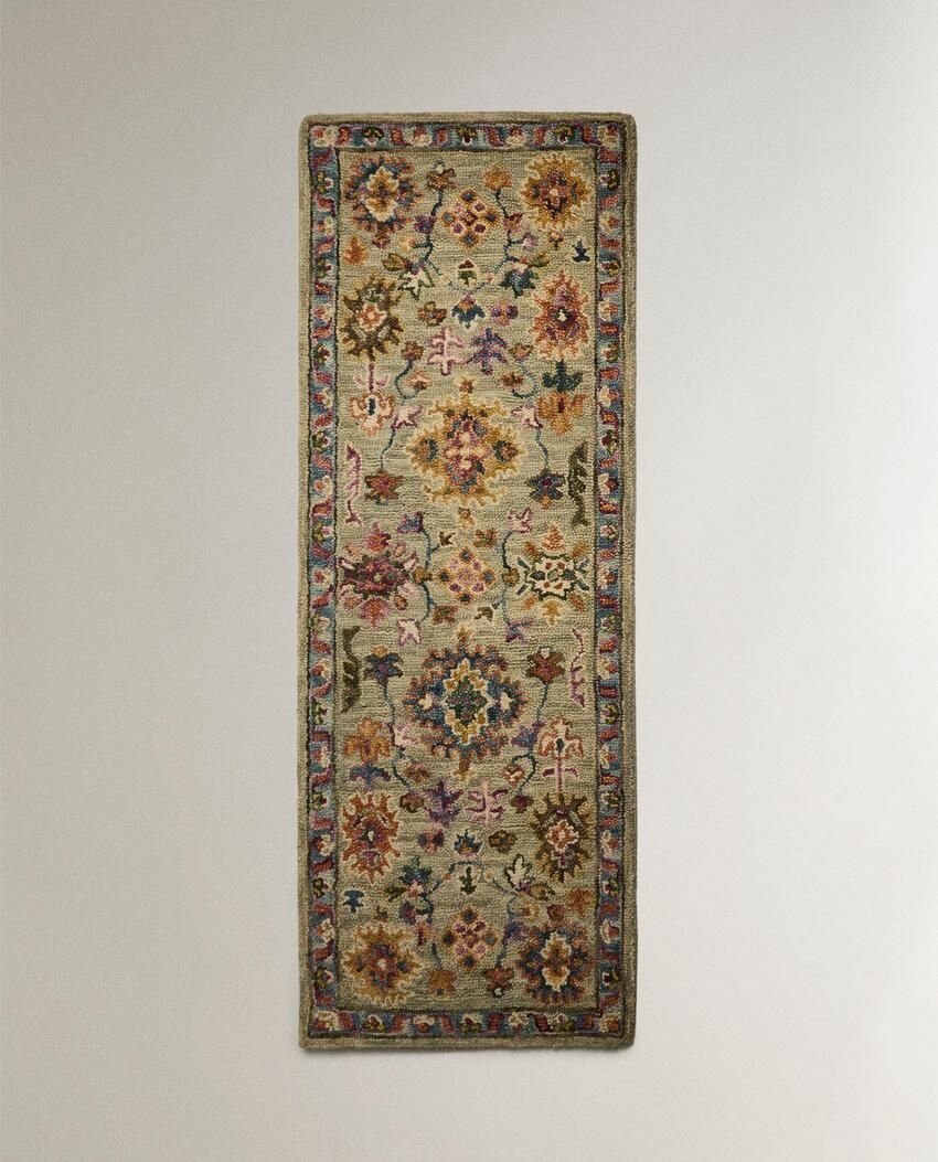 Ковер ZARA HOME 7110/029 - шерстяной, с контрастным цветочным узором, разноцветный, 70 x 200 см