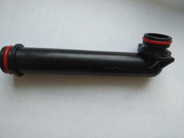 Труба входная гор воды 1 Navien 30003659С