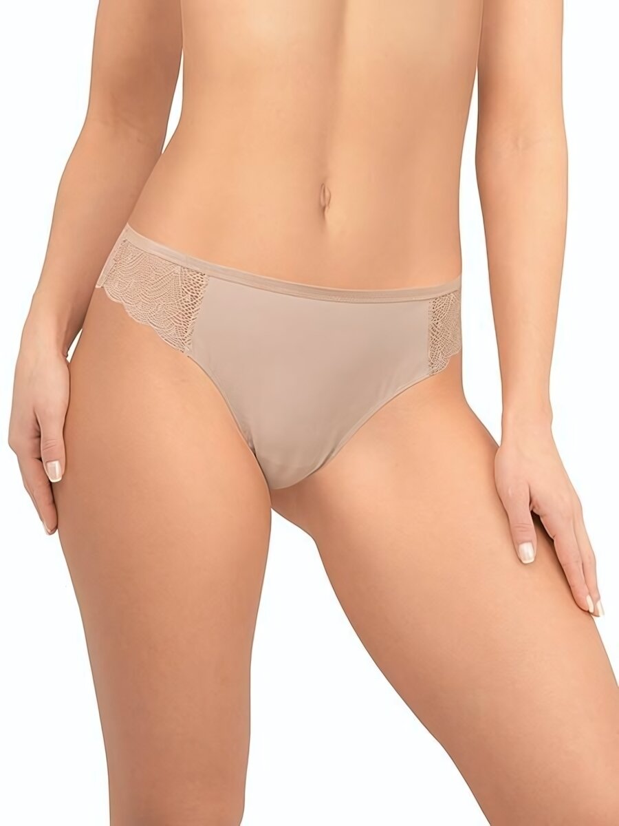 Комплект нижнего белья Amoret Молочные кружевные бразилиана