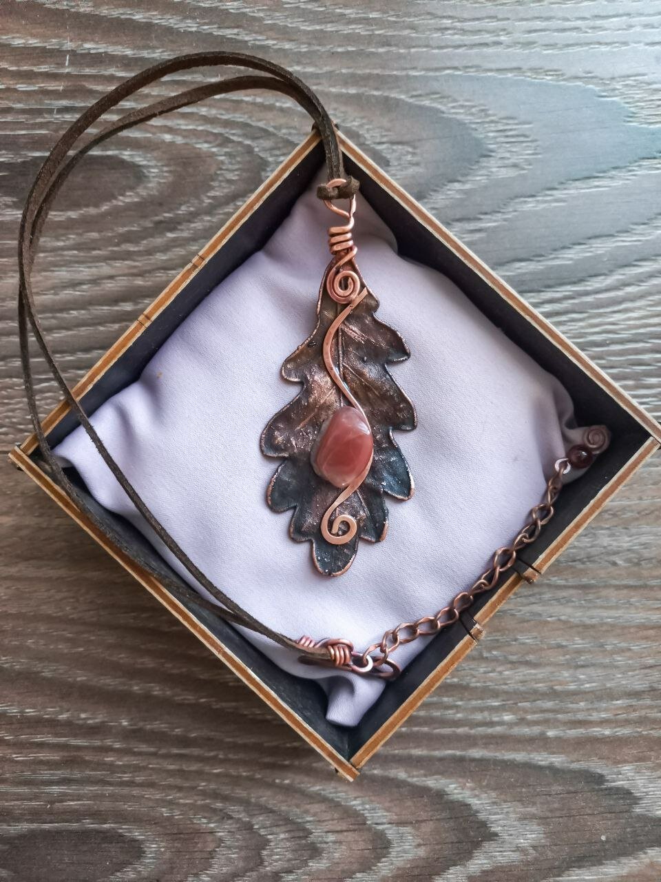 Колье, искусственный камень