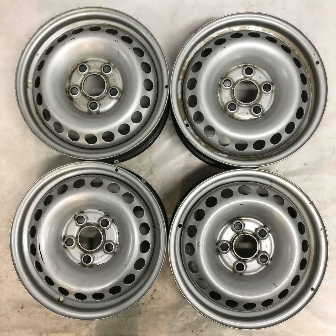 Колесные диски Штампованные 16x6.5 PCD 5x120 D65.1 ET51 (оригинал)