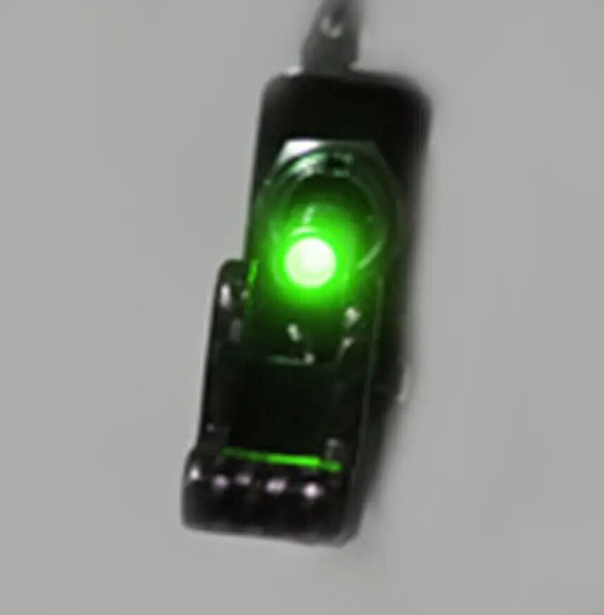 Переключатель авто 12В 20А карбоновый зеленый