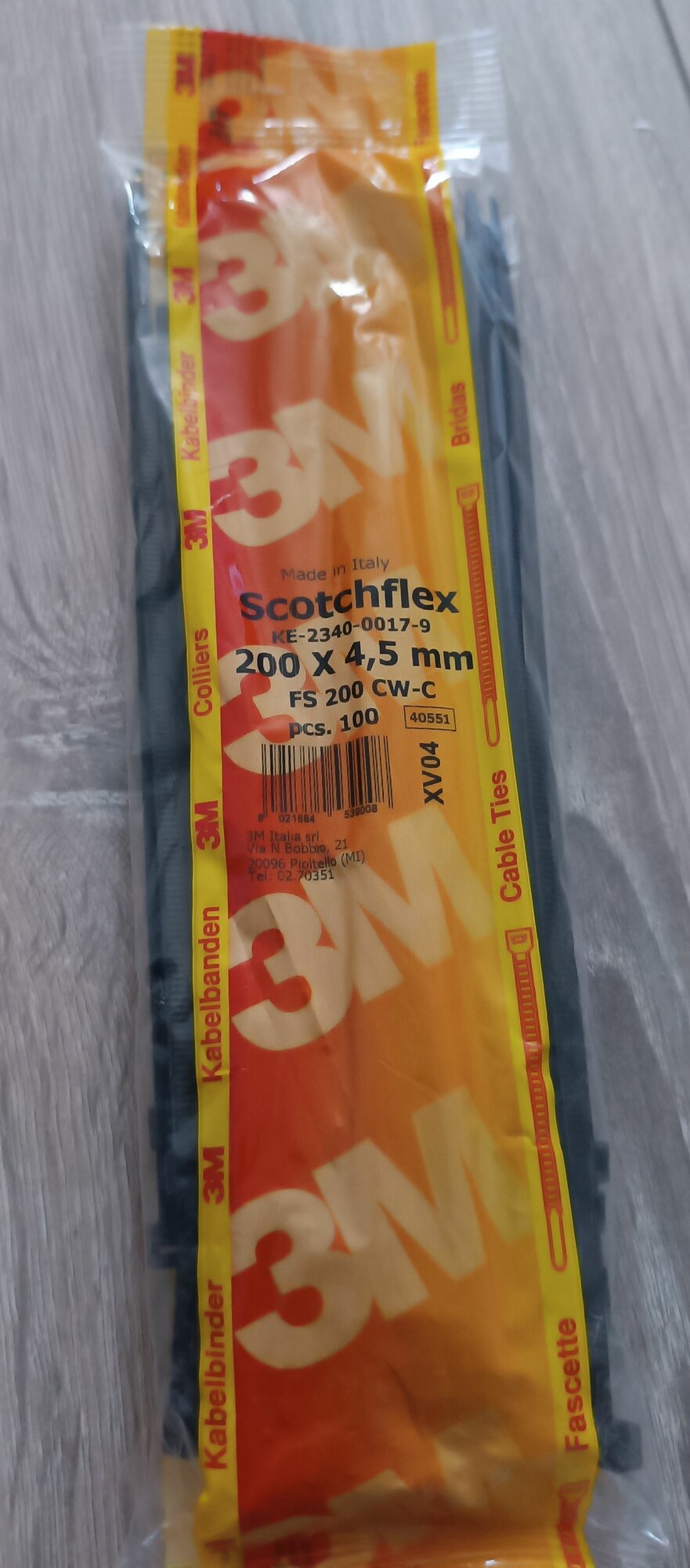 Кабельный хомут 3М, уп. 100 шт, 200мм х 4,5мм