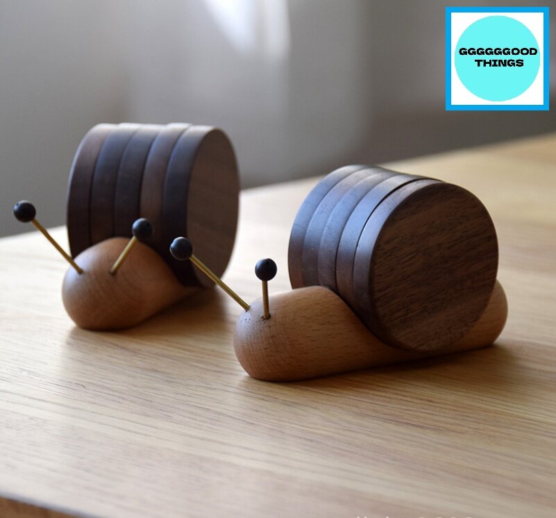 Подставка из 5 деревянных кружек в форме улиток с горячим чаем - идеальный подарок на новоселье