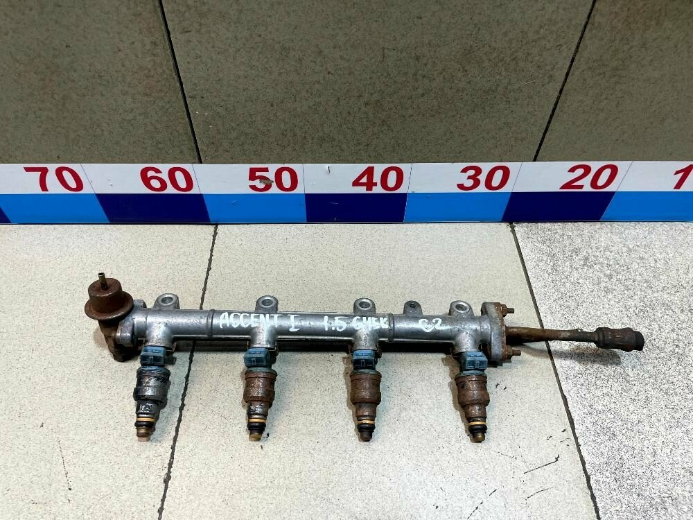 Форсунка топливная Hyundai Accent I 3531022010