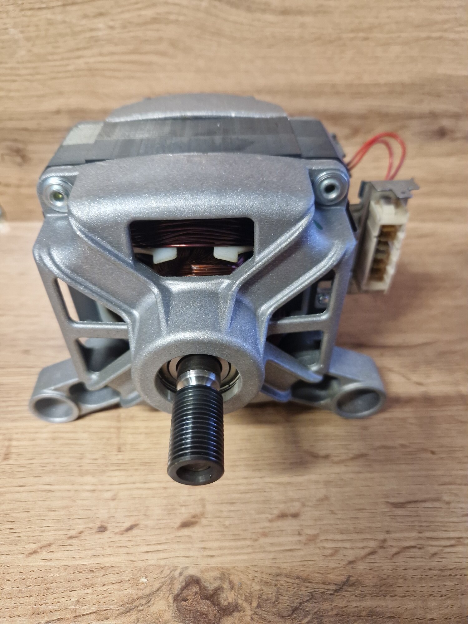 Двигатель для стиральной машины Candy css41062db1/2-07,б/у