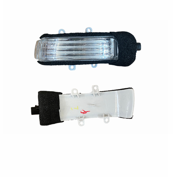 Поворотник зеркала Toyota RAV4 2008-2012 левый борт для водителя автозапчасть