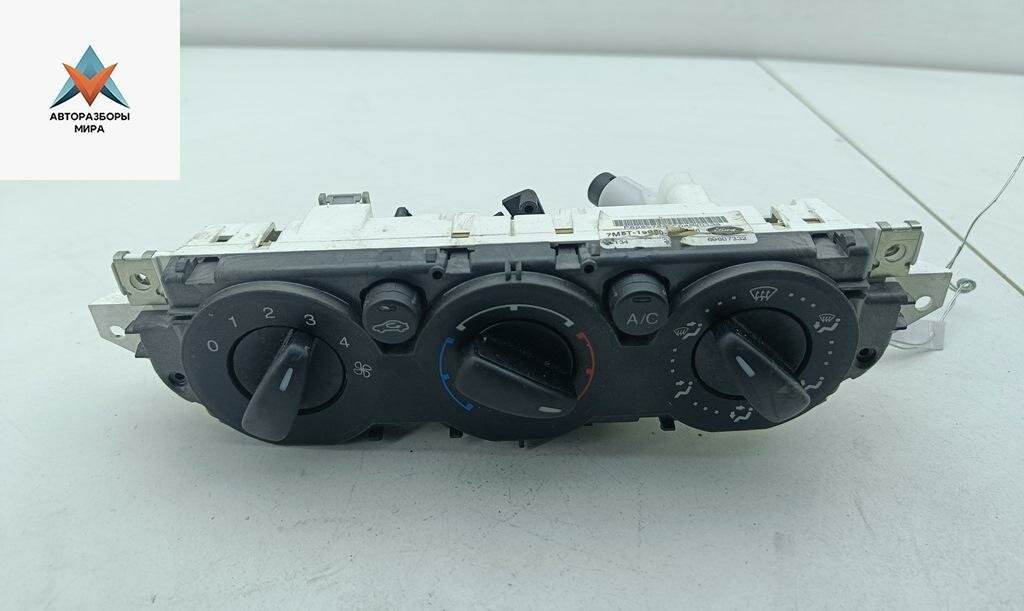 Блок управления печки / климат-контроля Ford Focus 2 рест. 2007 7M5T19980AA