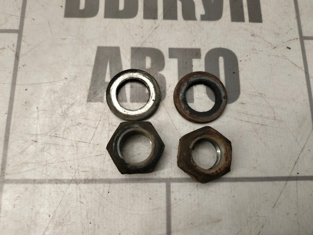 Гайка ступицы VW Passat B3 1988-1993