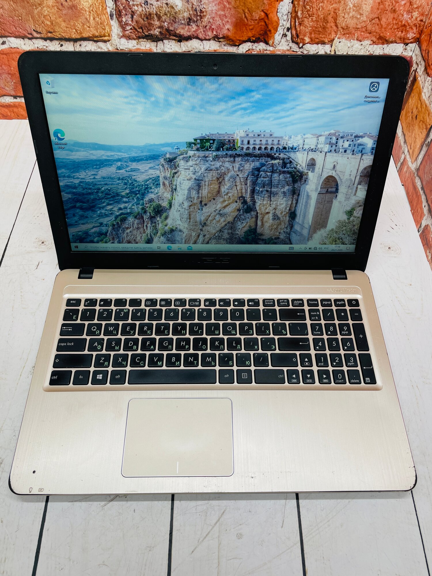 Ноутбук 15,6, Asus X540L, Intel Core i3 5005, 8 Gb DDR3, 120 Gb SSD, Intel HD Graphics 5500