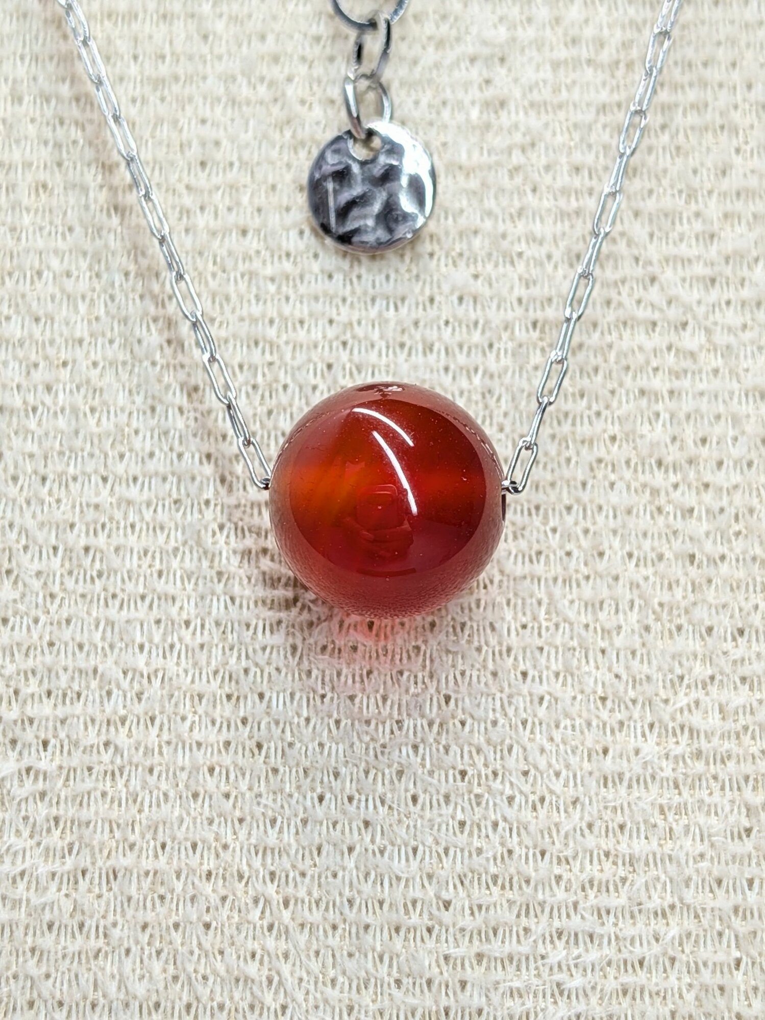 Бусы, сердолик