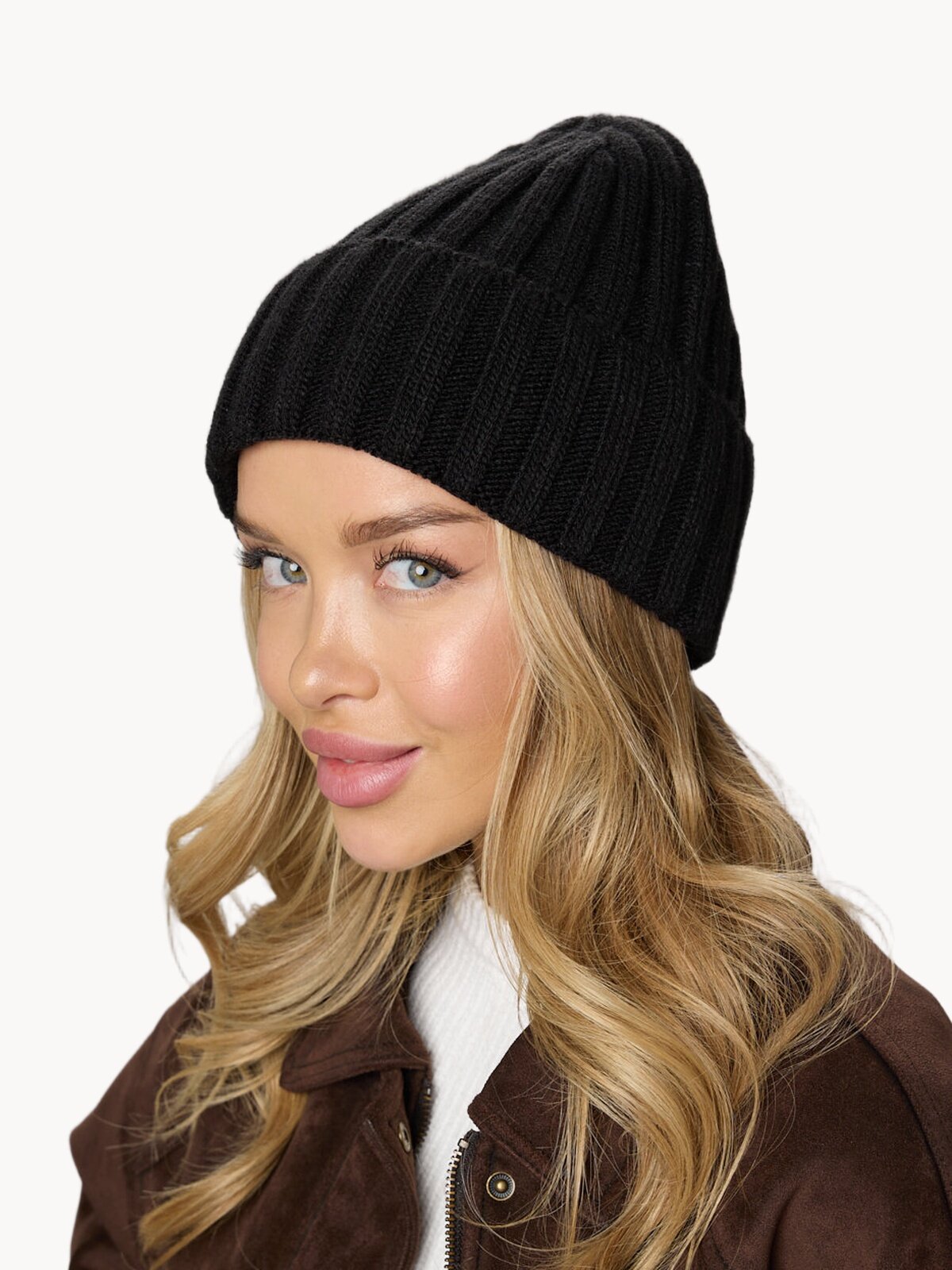 Шапка-бини для девочек и женщин