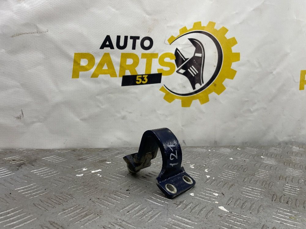 Петля двери багажника 6Y0827301C Skoda Fabia Б/У с пробегом