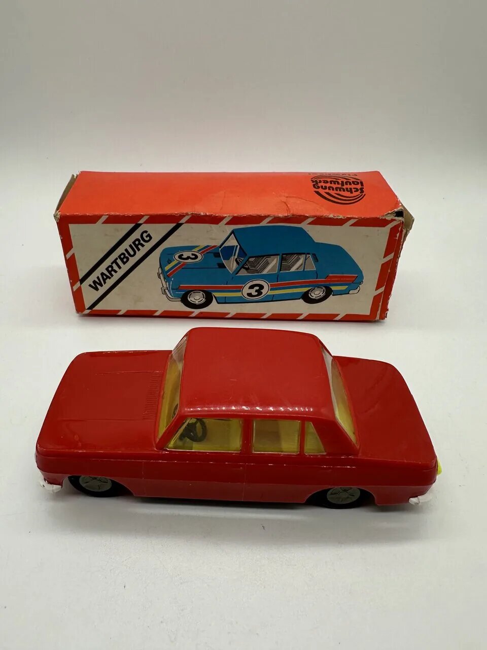 Модель машины гоночная Гдр 80 год коллекционная