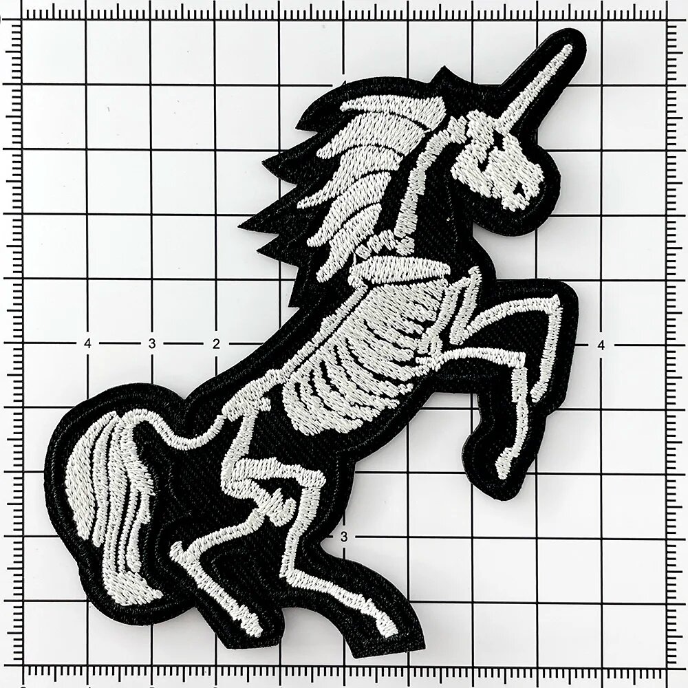 Вышитые нашивки с изображением лошади SinKon86