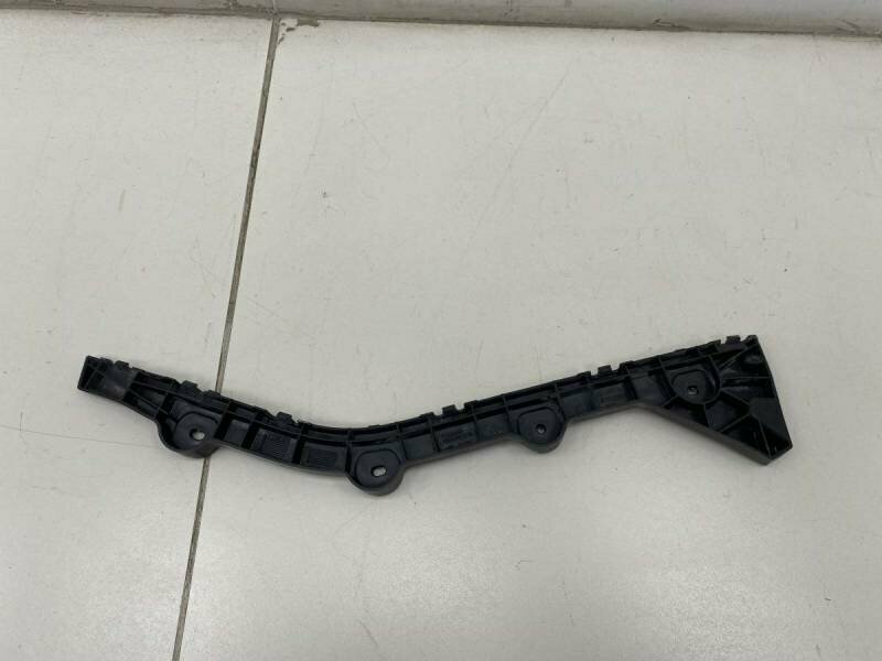 Кронштейн заднего бампера левый Skoda Rapid 2012-2020 кат.номер: 60U807393