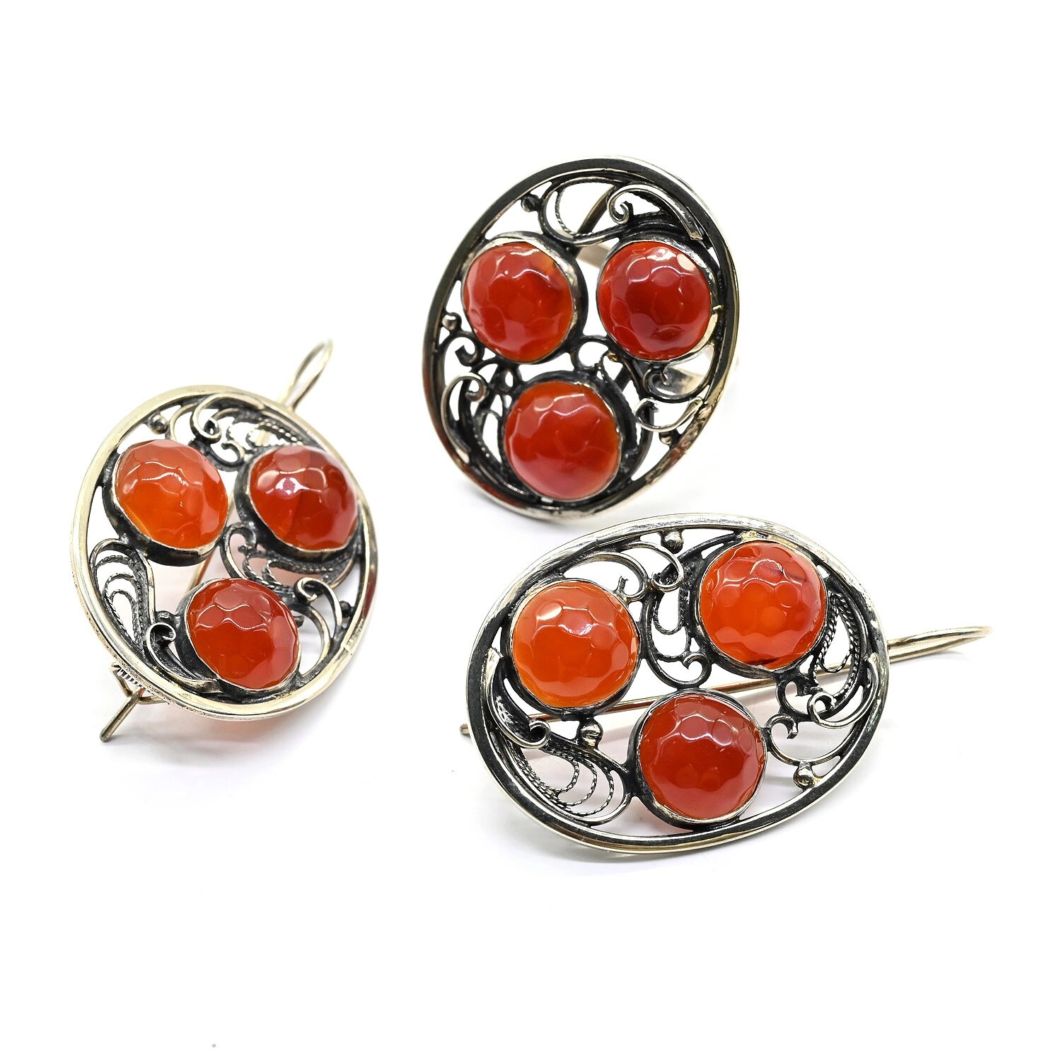 Комплект бижутерии, сердолик