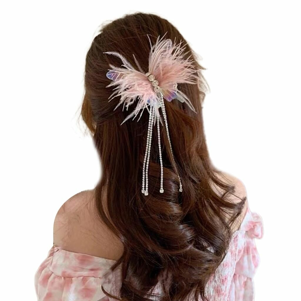 Кисточка из перьев бабочки