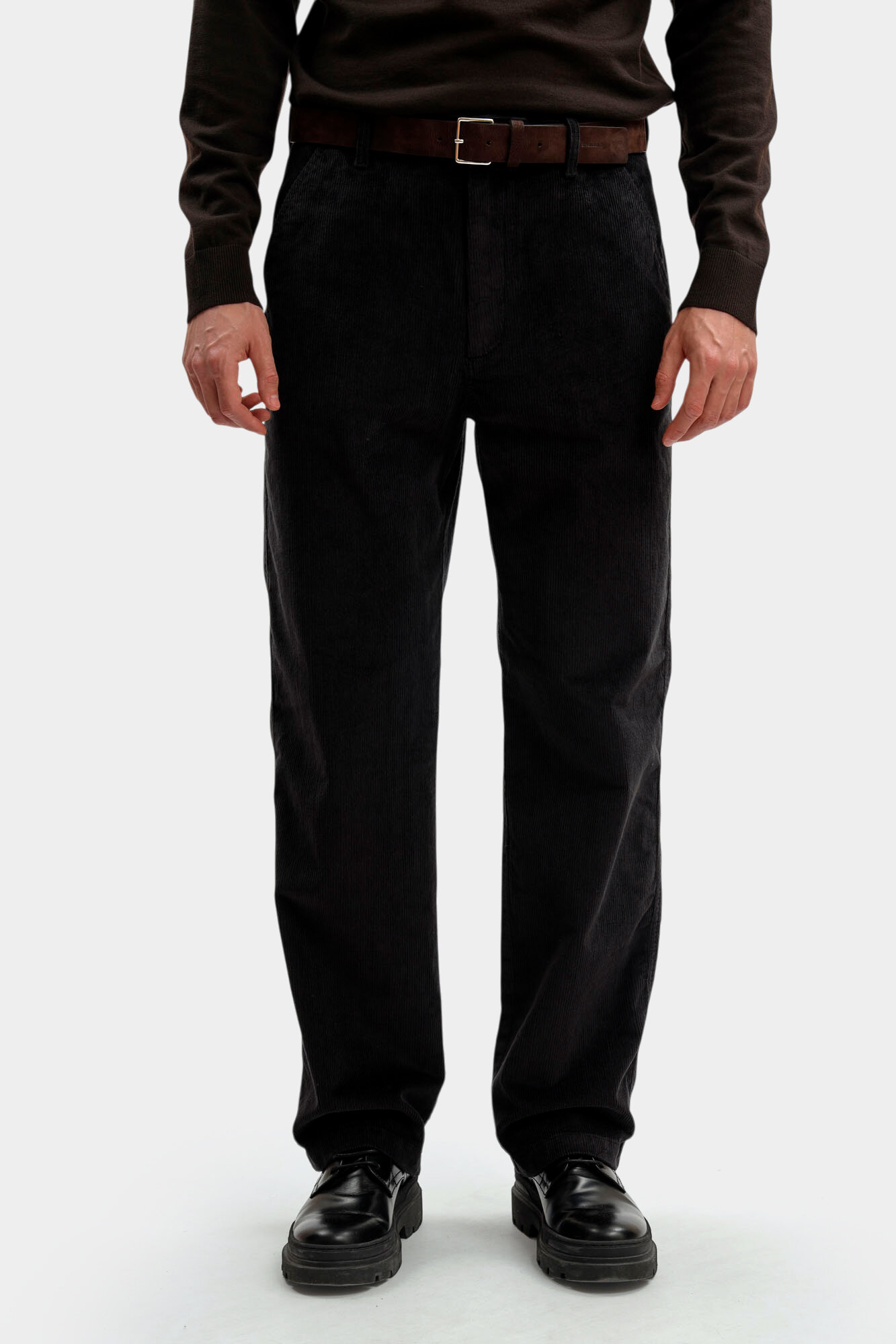 Брюки чинос