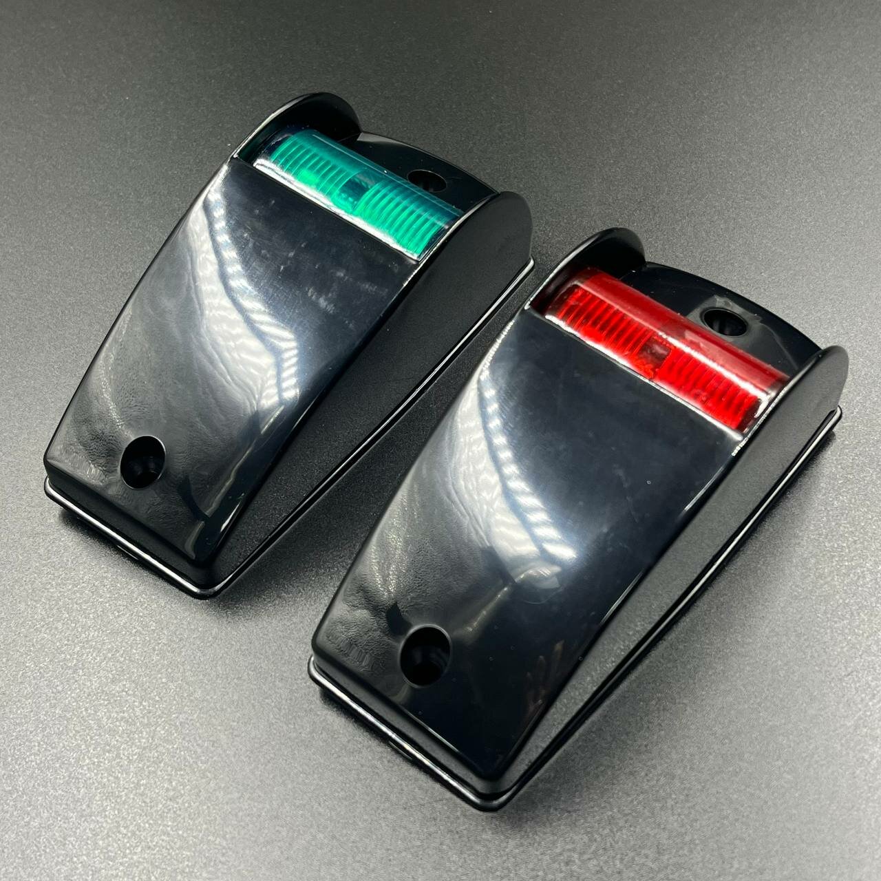 Огни ходовые(комплект)(131x59x46мм)(12V/5W)чёрный (Sunfine) ОЕМ: SF40267-1