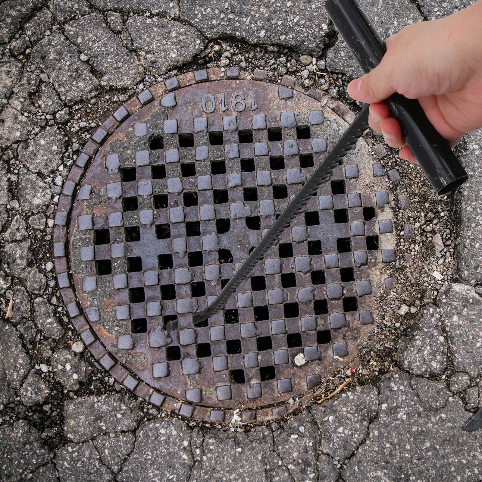 Стальной черный т-образный крюк для открытия уличных колодцев, универсальный инструмент для подъема