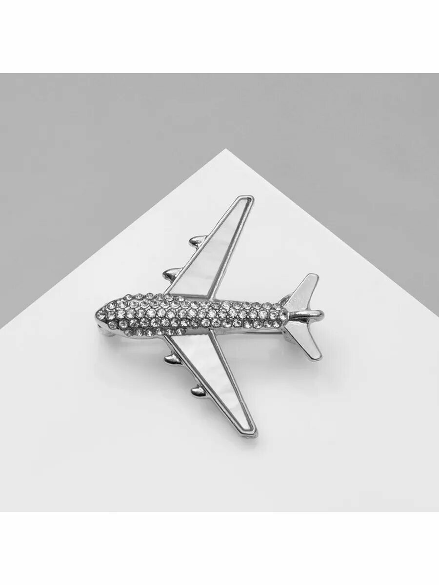 Брошь, стразы