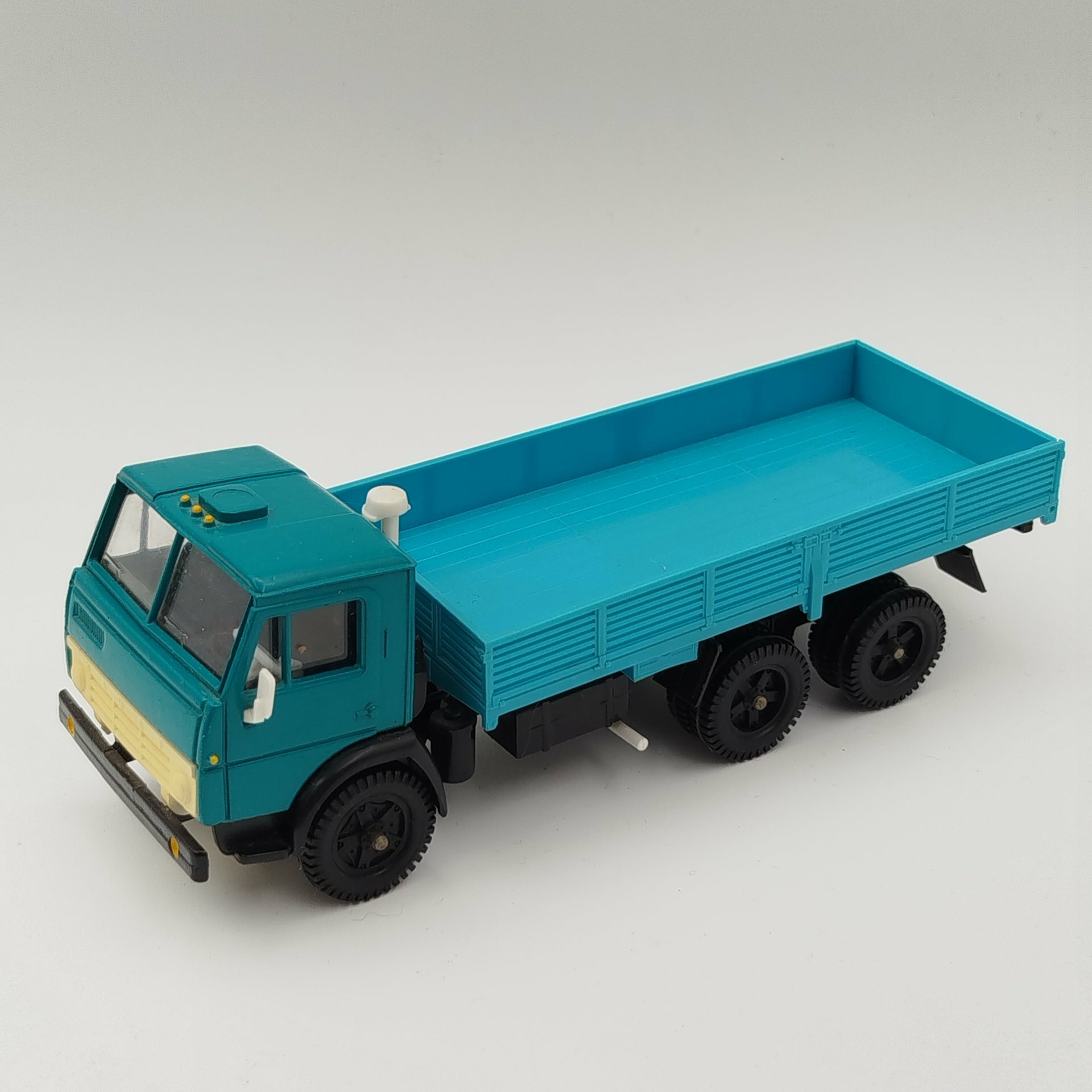 Модель автомобиля "Камаз-5320" (1:43), пластик, металл, СССР, 1970-1990 гг.